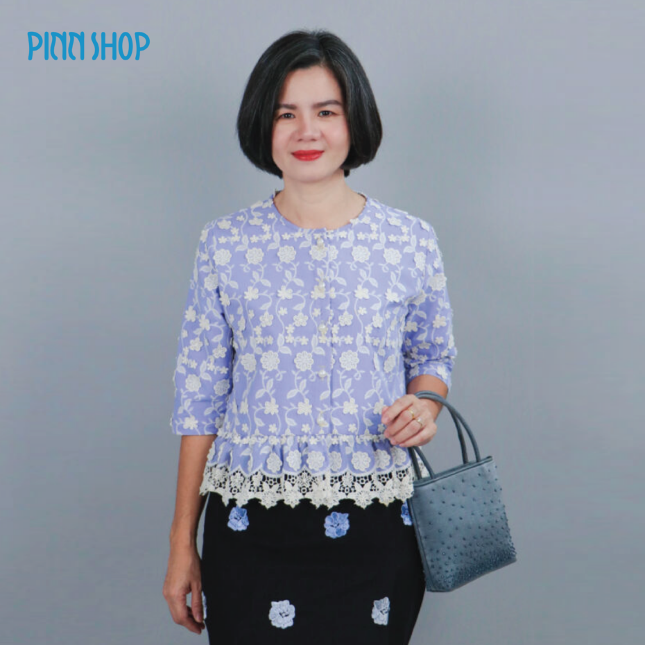 แพทเทิร์นเสื้อคอกลมแขนสามส่วน ผ่าหน้าแต่งระบายชายเสื้อ – PinnShop